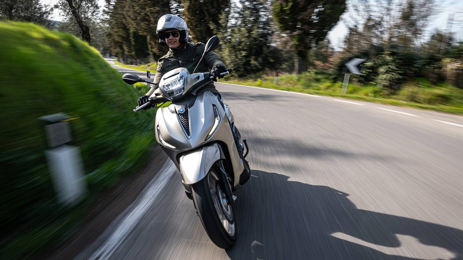 PIAGGIO BEVERLY 300 SPORT - piaggiogroup.ba